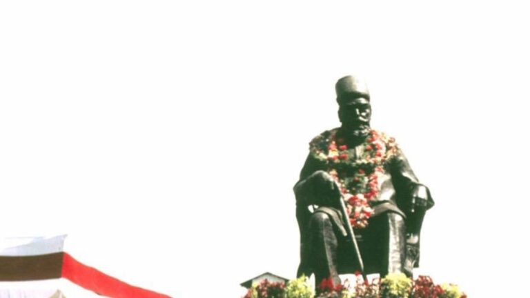 Jamsetji Tata: The Visionary Industrialist Who Revolutionized Indian ...