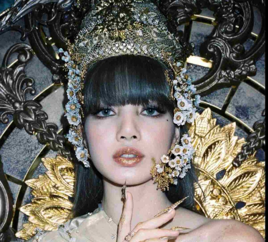 Blackpink Star Lisa's Fashion Reign: Inspiring Global Trends and ...